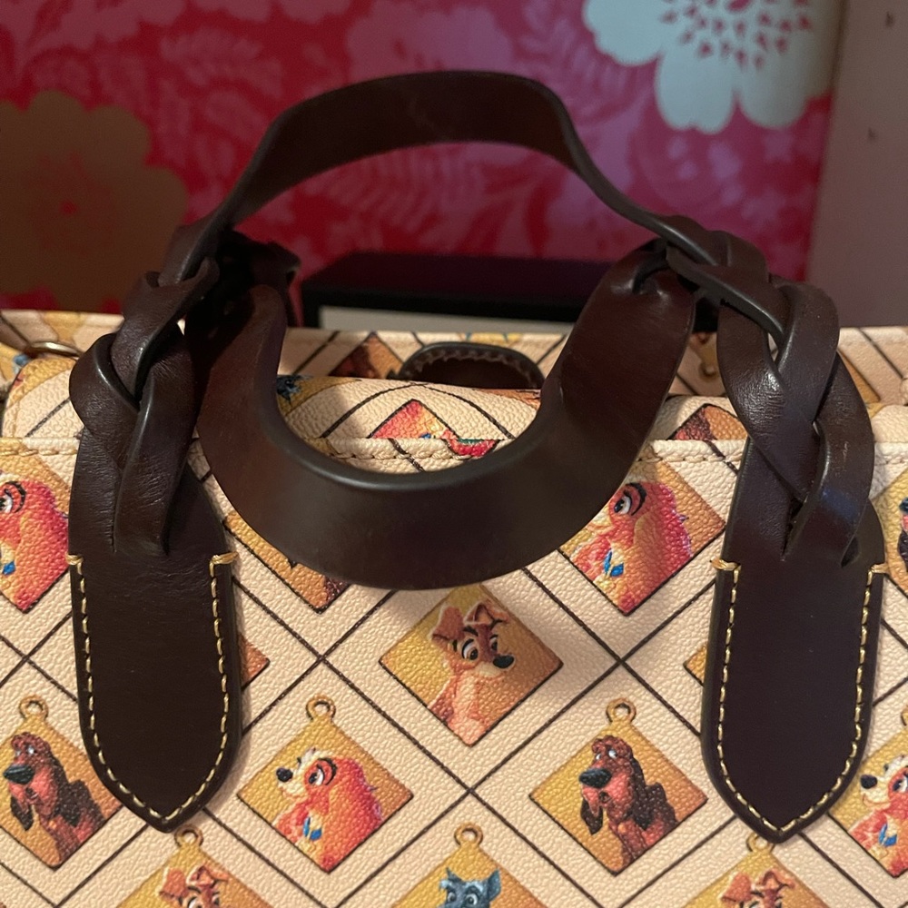 Rare Lady And The Disney Tramp Dooney And Bourke - Gem